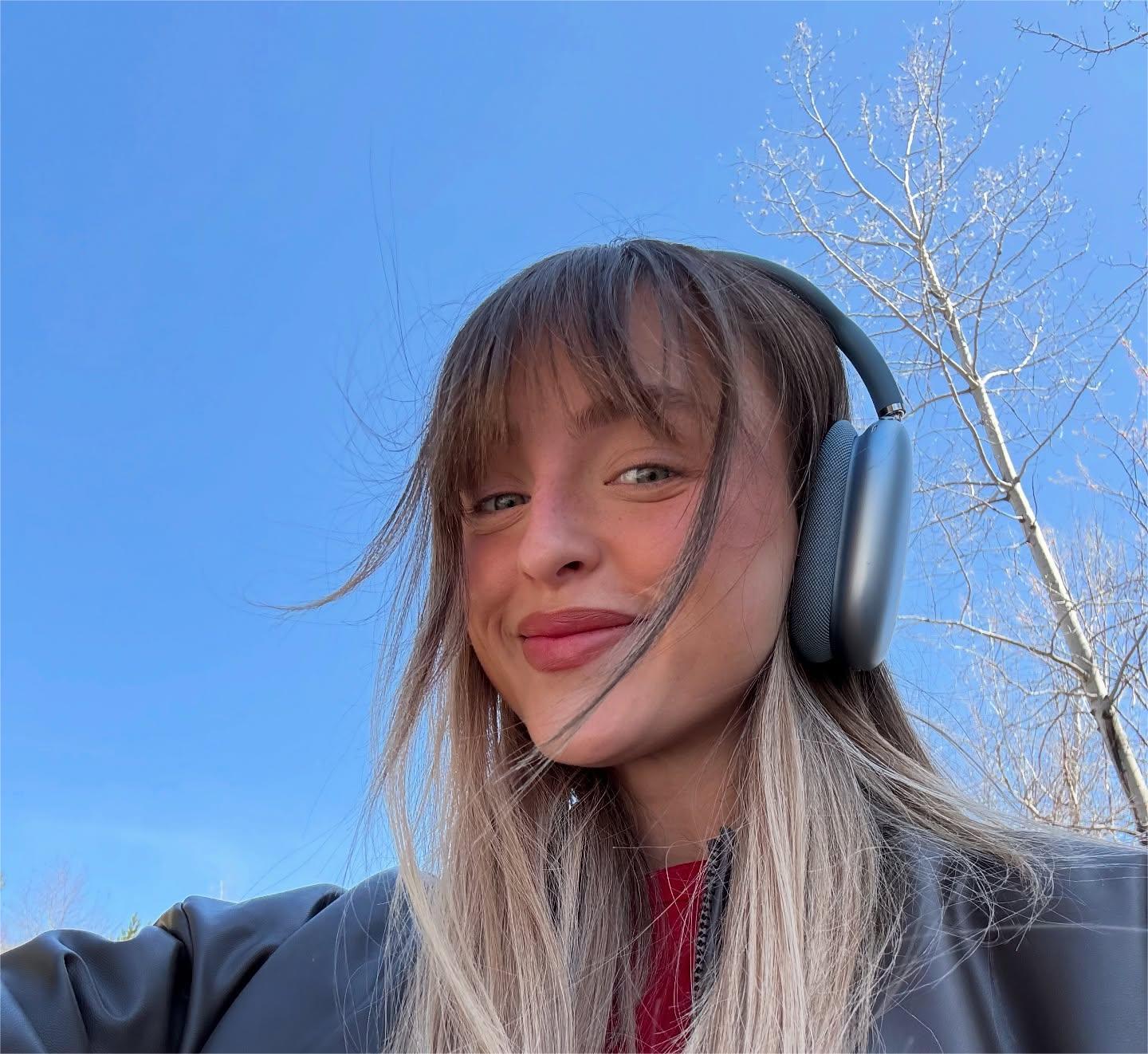: Alicia Moffet — Biography, Age, Net Worth, Boyfriend & Facts